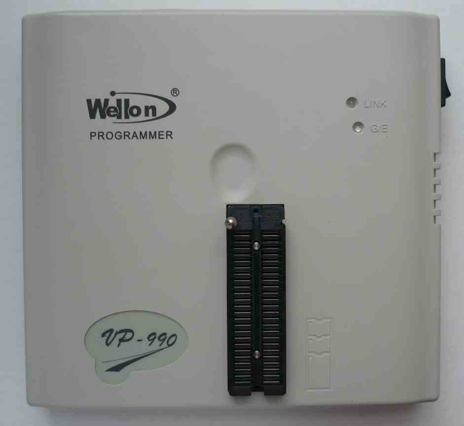 microcontroller eprom programmers emulator, epromégeto, PICKIT2, WILLEPRO willem UPA programmer ...